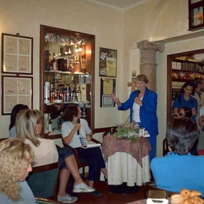 Caffè Pasticceria la Ducale (Via Calvi Pietro Fortunato, 25, Mantova ...